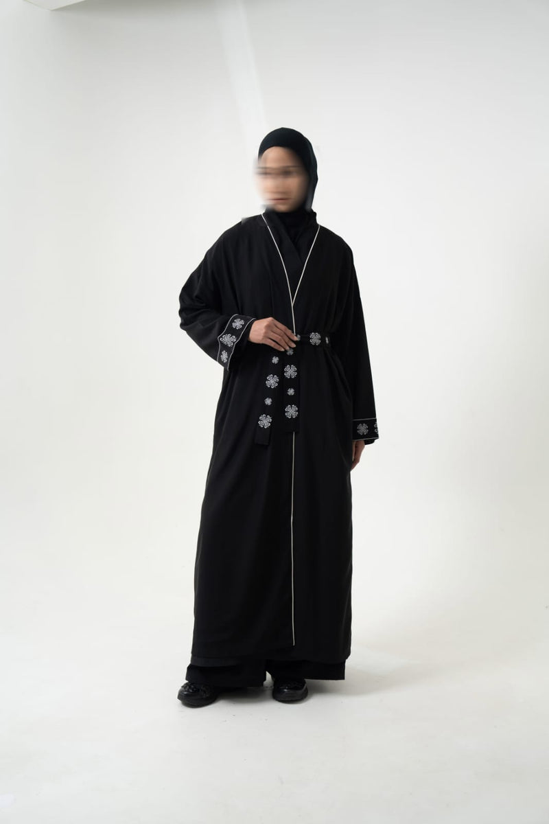 SHAPAN – ayn-abaya